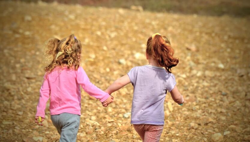 Comprendre les étapes clés du développement pendant l’enfance – Tout ...